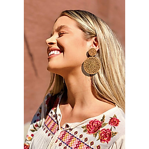 ARATLENCH Rattan Woven Dangling Earrings Handmade Straw Dangle Drop Earrings Boho Summer Beach Statement Circle Ball Hoop Earrings for Women (rattan disc)