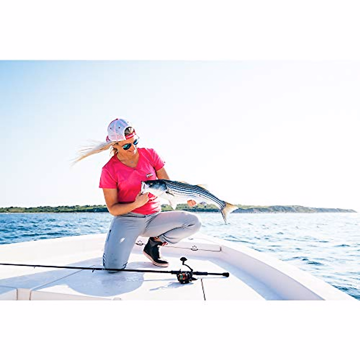 PENN 1481261 Spinfisher VI Spinning Saltwater Reel, 3500 Reel Size, 6.2: 1 Gear Ratio, 37" Retrieve Rate, 6 Bearings, Ambidextrous Black Gold