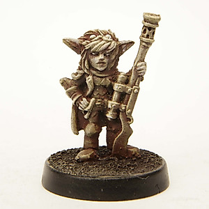 Stonehaven Gnome Long Gunner Female Miniature Figure (for 28mm Scale Table Top War Games) - Made in USA