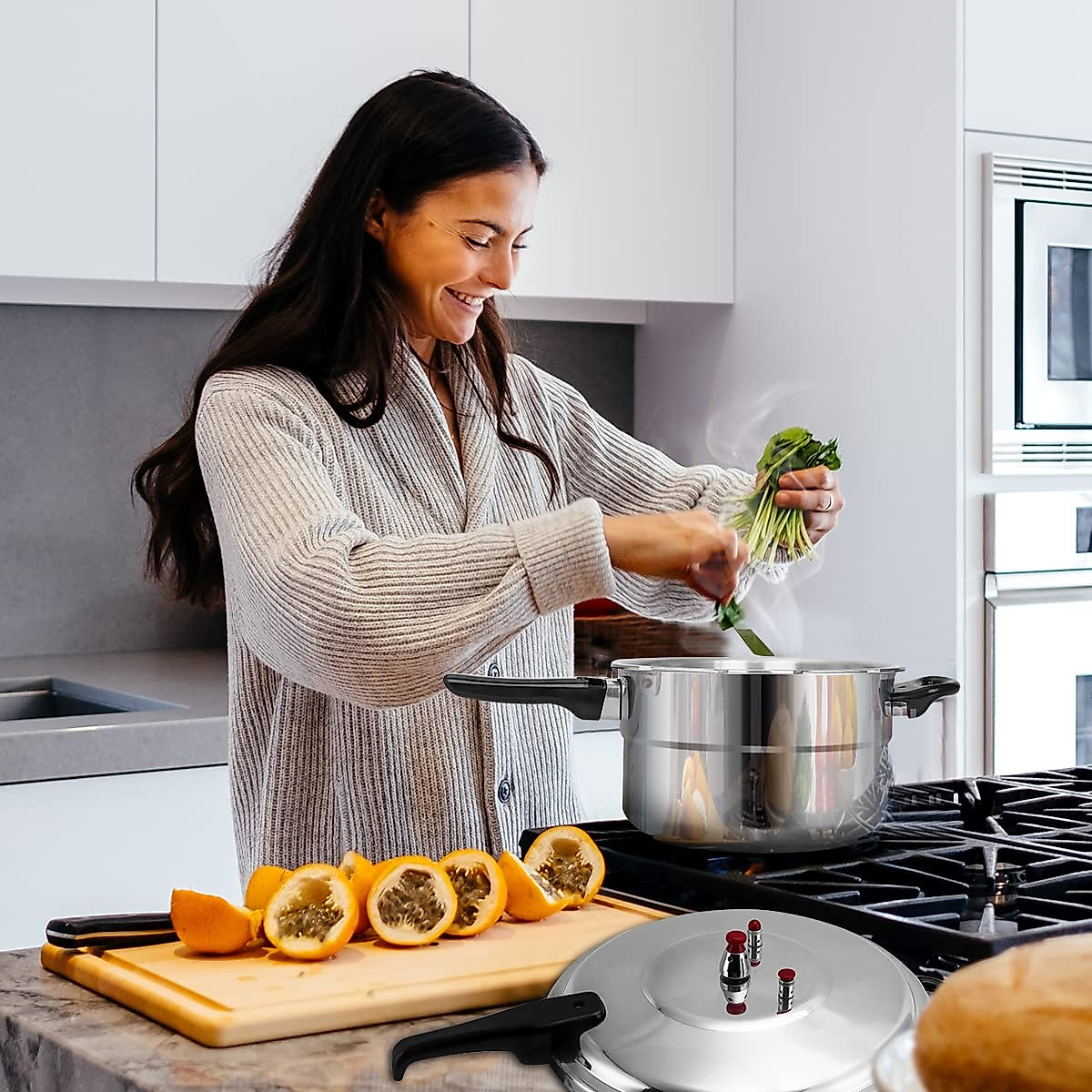 BreeRainz 5.3 Quart Pressure Cooker, 10 PSI Induction Compatible Pressure Canner w/Honeycomb Stainless Steel Clad Base for Fast & Even Heating, Canning Rack Included