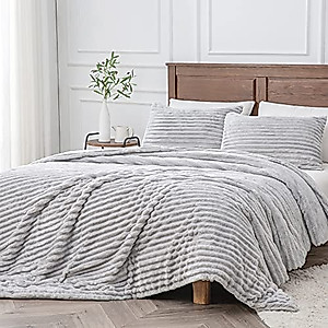 BEDELITE Fleece Queen Comforter Set -Super Soft & Warm Fluffy Grey Bedding, Luxury Fuzzy Heavy Bed Set for Winter with 2 Pillow Cases