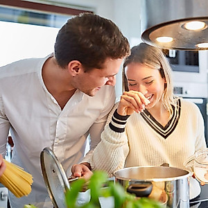 La Molisana Imported Italian Pasta - Spaghetti Quadrato Chitarra No. 1 (16 Ounces) - Pack of 3 - Plus Recipe Booklet Bundle