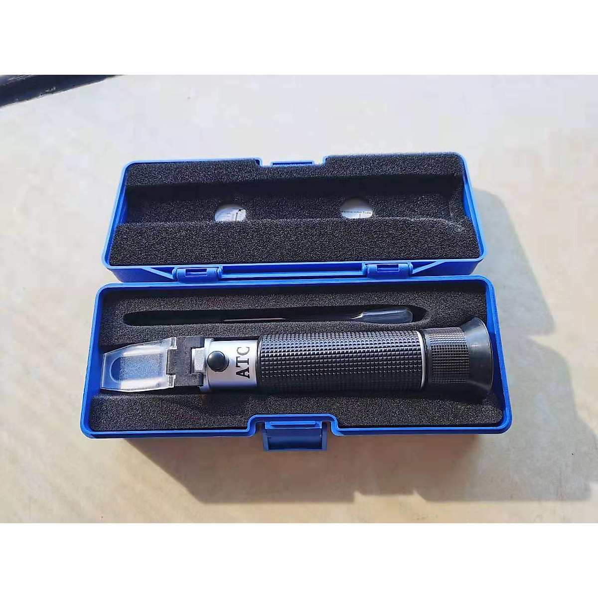 Hand-held 0 to 18% Brix Refractometer, Cutting Liquid Refractometer, Sugar and Fruit Refractometer