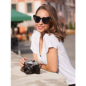 Frienda 6 Pairs Heart Shaped Sunglasses Cat Eye Sunglasses Vintage Heart Glasses for Wedding Costume Party (Black-Grey)