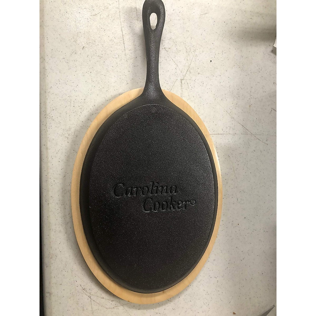 Brooks AG Parts Four Pre-seasoned Cast Iron Fajita Pan Sets,Includes Wooden Serving Bases,Padded Handle Sleeve and Cast Iron Skillet