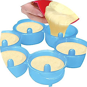 MI ALEGRIA MINI DONUTS FACTORY SET. MAKE AND DECORATE REAL MINI DONUTS. SET INCLUDES 11 PIECES