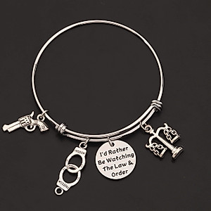 BLEOUK rather watching law order (watching law)