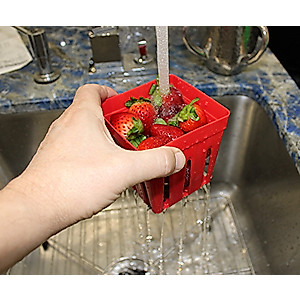 Fruit and Vegetable Saver Storage Basket Strawberries Blueberries - Promotes Airflow and Prevents Spoilage Produce Storage Container with Lid BPA-FREE