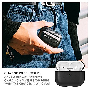 Native Union (Re) Classic Case for AirPods Pro 2 – Premium Plant-Based Materials – Supports Wireless Chargers – Compatible with AirPods Pro, AirPods Pro 2nd Gen (Black)