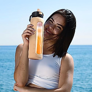 Kodrine Water Bottle with Soft Straw and Carry Loop, 32 oz Glass Water Bottle, Bottle with Locking Lid Leakproof, Sports Water Jug, Motivational Drinking Bottles for Gym Travel Home, Amber