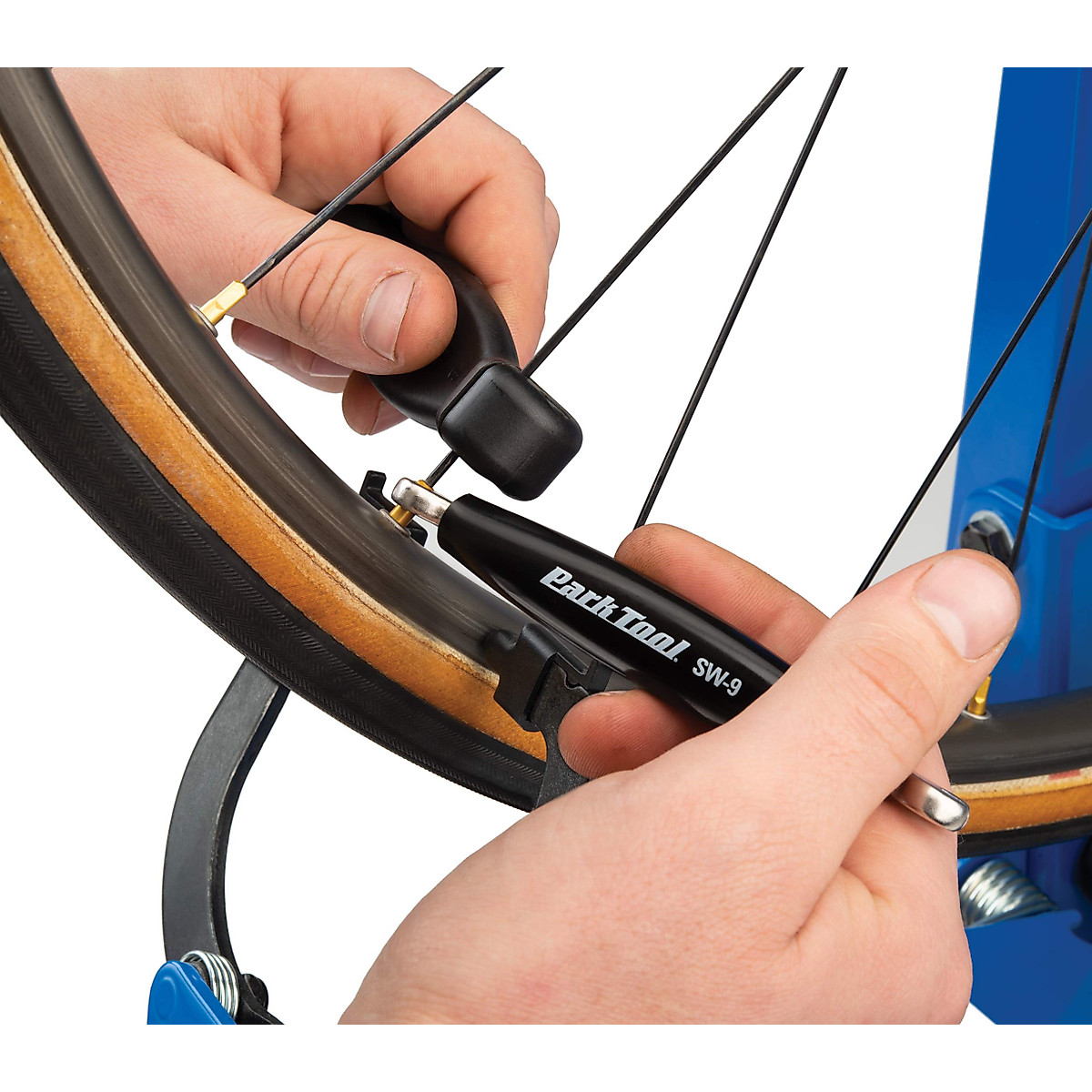 Park Tool SW-9 - Double-Ended Spoke Wrench 0.127/0.136, Black