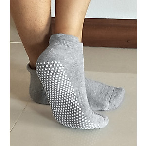 RATIVE Anti Slip Non Skid Barre Yoga Pilates Hospital Ankle Socks with grips for Adults Men Women (Small, 3-pairs/black+grey+pink)