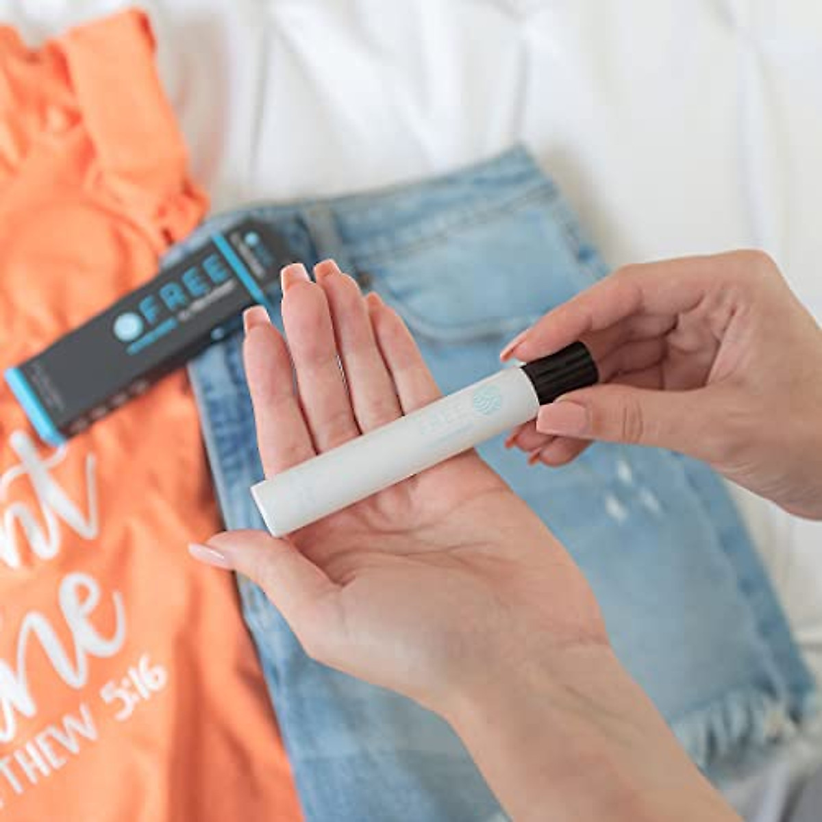 Mixologie - FREE (ocean mist) Roll-on Fragrance Roll-On (Rollerball) - Perfume for Women