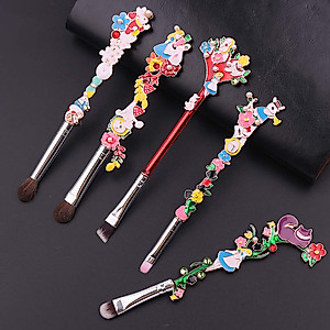 Alice in Wonderland Makeup Brush Set,5pcs Cute Alice Flower Makeup Brushes with Premium Synthetic Fiber and Metal Handle for Blush, Foundation, and Lips, Prefect Gift for Sister Teenager Girl