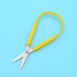 Mini Squeeze Scissors, Lefty Support Loop Scissors for Toddlers，5 Inch Adaptive Design Preschool Training Scissors (3, Red+Blue+Yellow)