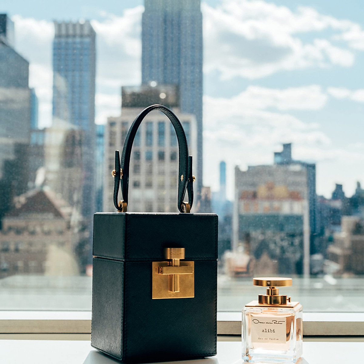 Oscar de la Renta Alibi Eau de Parfum Perfume Spray for Women, 1.7 Fl. Oz.