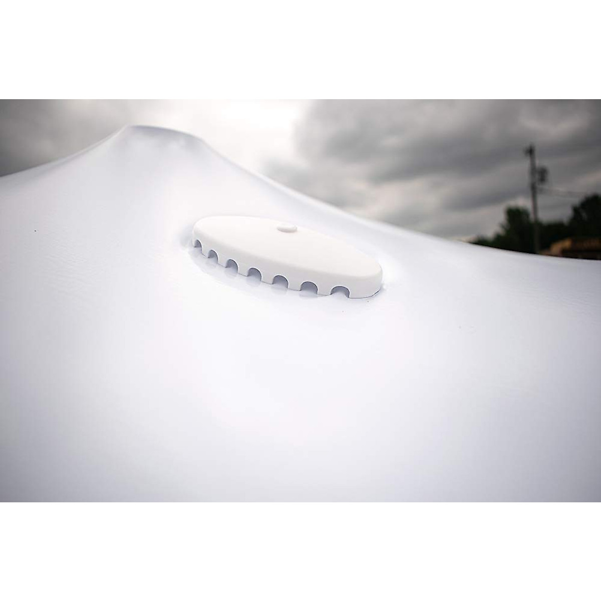 Transhield | 21ft - 27ft Wake Tower Boat Cover | Covers 100% of The Boat above The Rub Rail | UV Resistant Marine Heavy Duty Waterproof | Fits V-Hull Runabout Ski Boats (V Bow 25 ft - 27 ft)