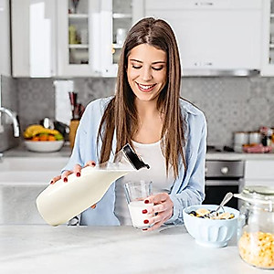 Umien 50 Oz Water Carafe with Flip Top Lid set of 2, Clear Plastic Pitcher for Milk, Iced Tea Beverage, Cold Brew and Mimosa Bar. Drink Containers for Fridge - BPA-Free (Wide Round)