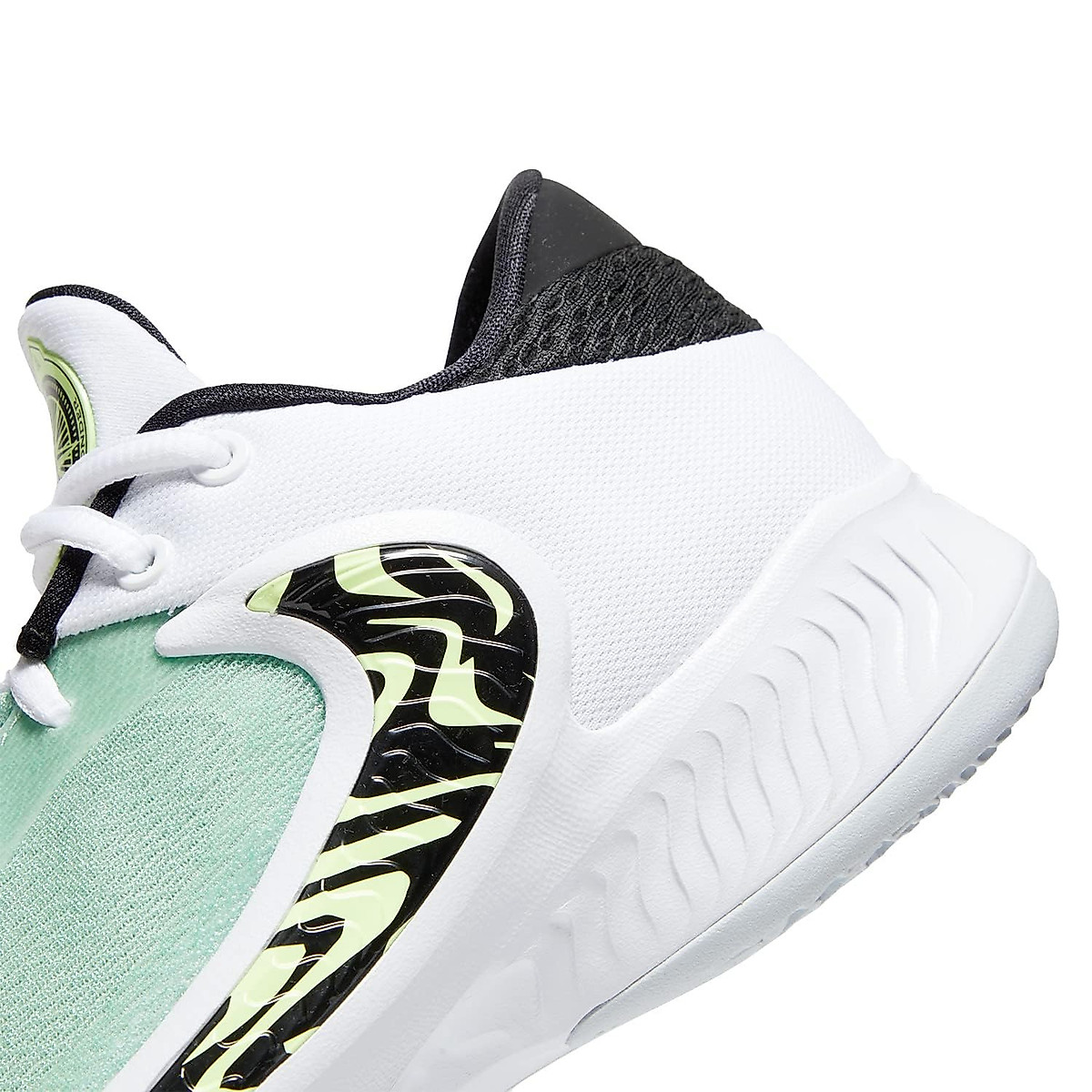 Nike Freak 4 (Big Kid) White/White/Black/Barely Volt 5.5 Big Kid M