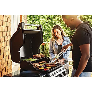 Napoleon Freestyle 365 Propane Gas BBQ Grill - F365DPGT - Barbecue Gas Cart, With 3 Burners, Folding Side Shelves, Instant Failsafe Ignition, Porcelain Coated Cast Iron Cooking Grids