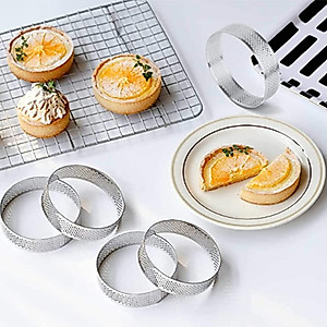 Nebel 8Pcs Stainless Steel Tart Ring, Heat-Resistant Perforated Cake Mousse Ring Round Double Rolled Tart Ring Metal Mold 10cm