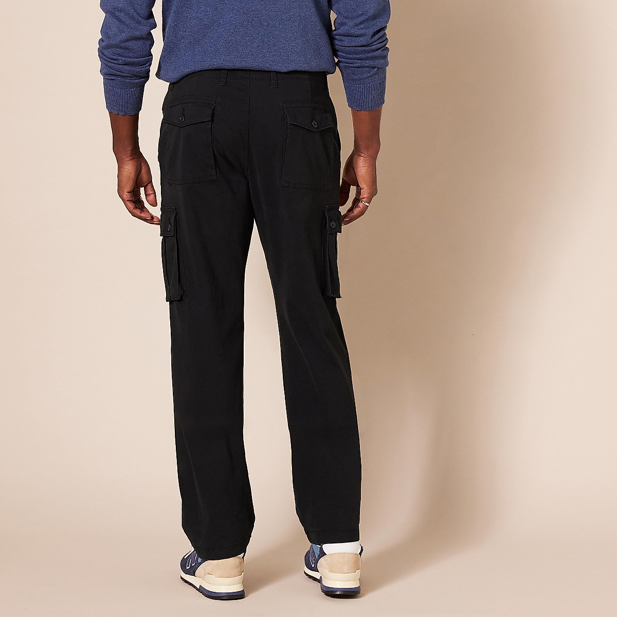 Amazon Essentials Men's Straight-Fit Stretch Cargo Pant (Available in Big & Tall), Black, 34W x 32L