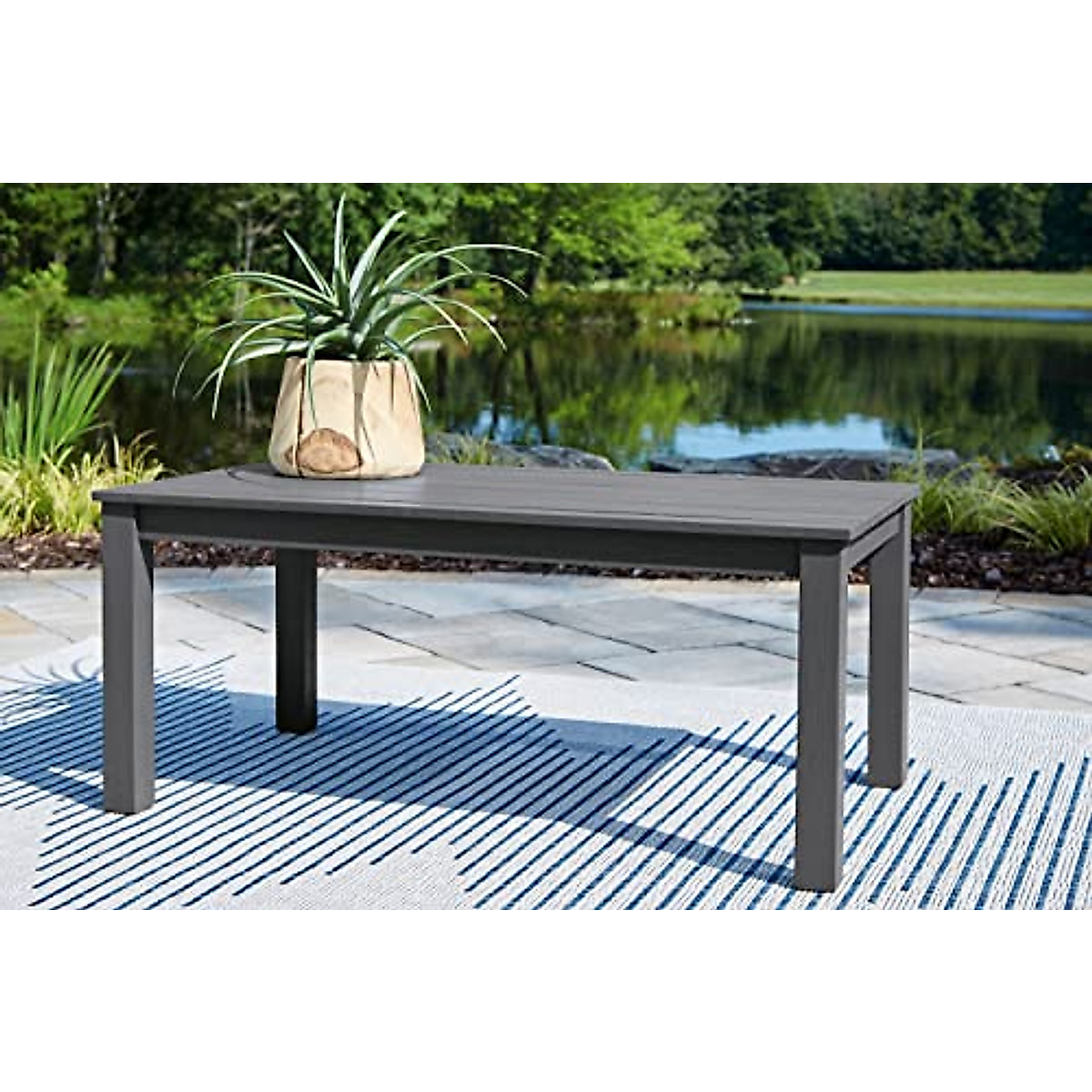Signature Design by Ashley Fynnegan Outdoor Loveseat with Table, Gray