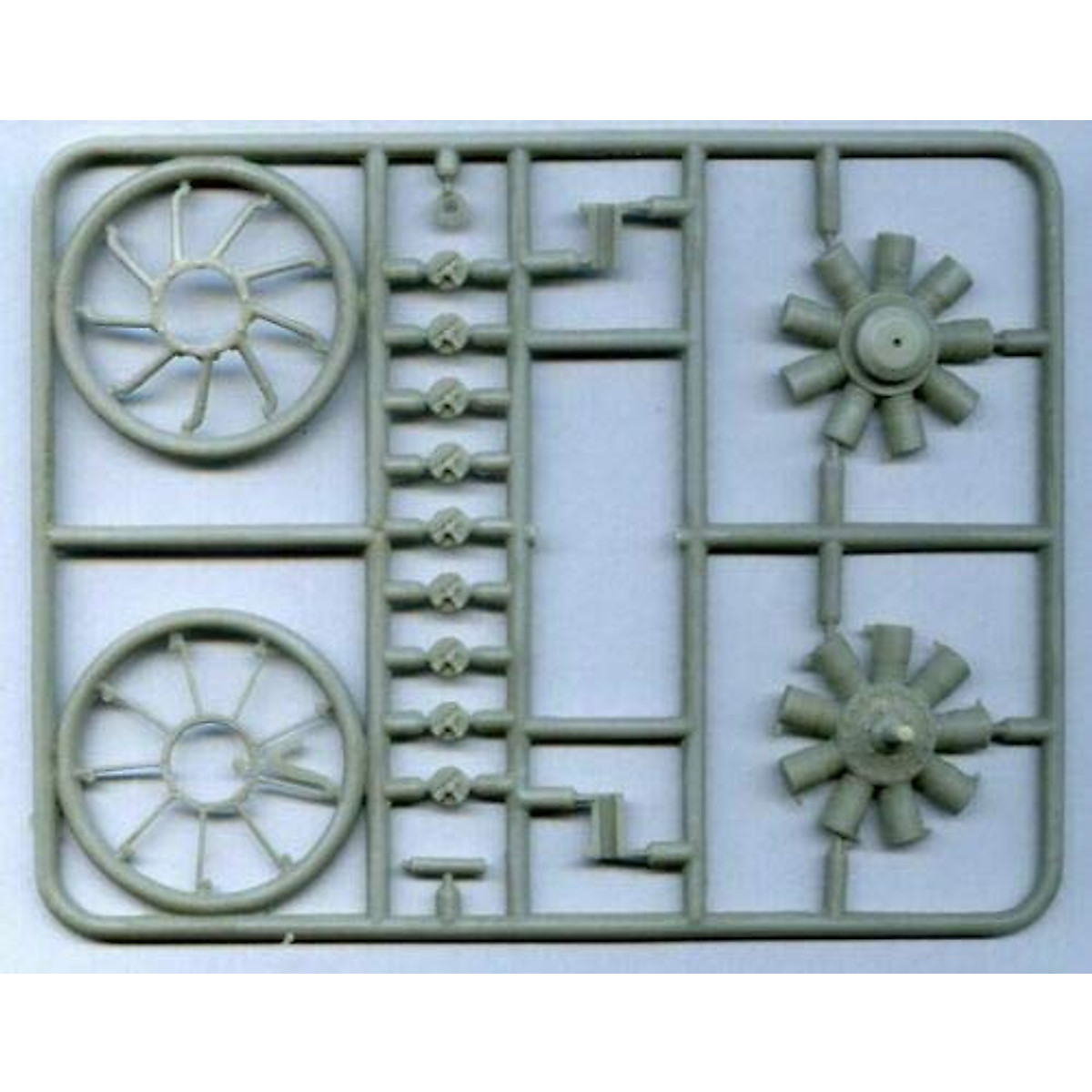 Mikro Mir 32-001 German monoplane Fighter Fokker E.V/D.VIII 1/32 Scale Model Kit