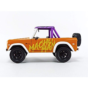 Jada 1:24 Diecast 1973 Ford Bronco with Macho Man Figure