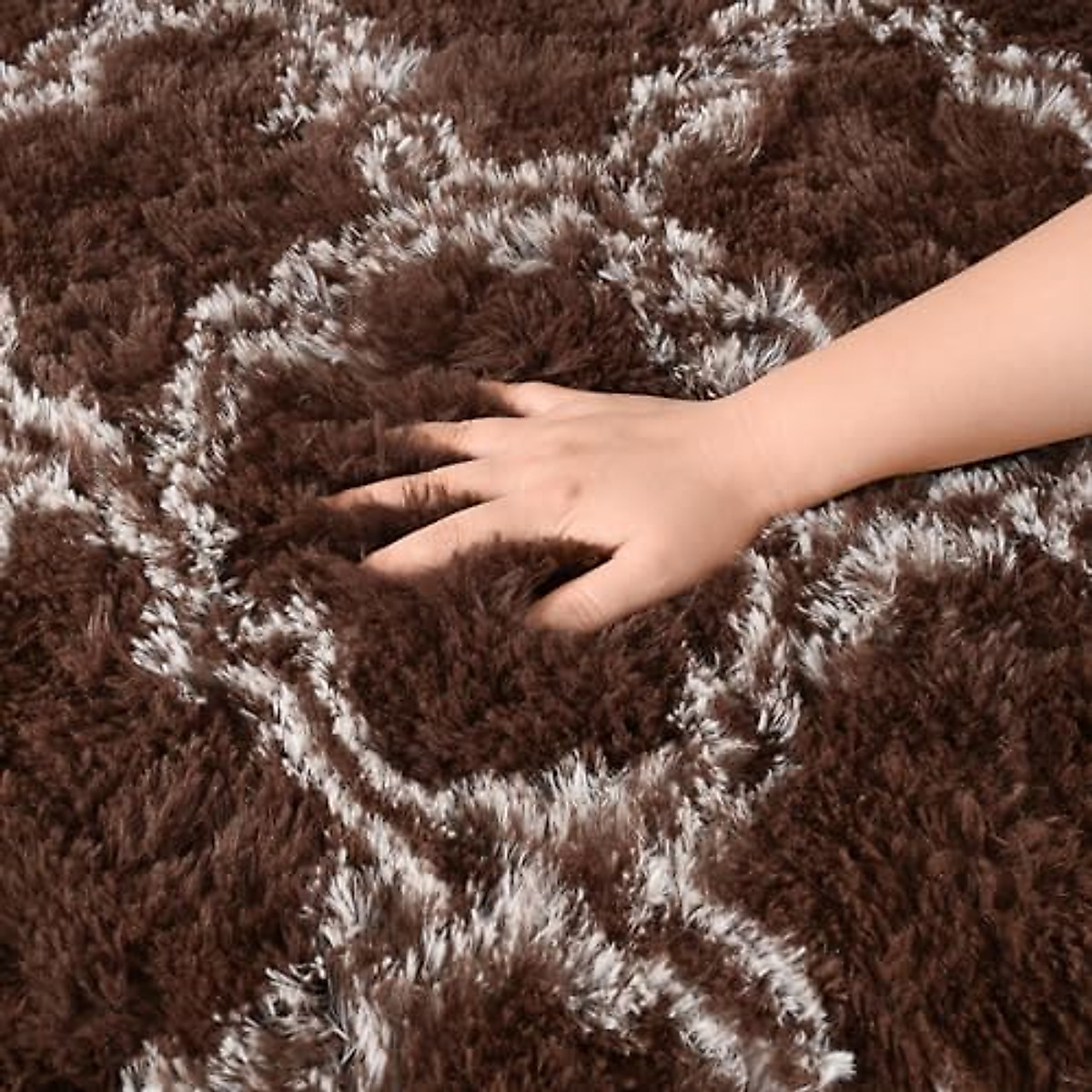 HOMORE Living Room Rug, 6x9 Brown Area Rug for Farmhouse Living Room Bedroom Rug, Soft Shaggy Furry Faux Fur Rugs for Kids Room, Geometric Rugs for Aesthetic Rug for Indoor Floor, Brown/Beige