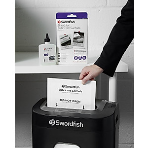 Swordfish Shredder Oil Lubrication Sachets - Suitable for all Paper Shredders (Pack of 12) ref 40015