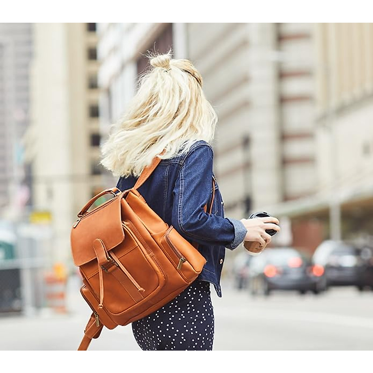 Le Donne Leather Classic Multi-Pocket Backpack – Premium Full-Grain Colombian Vaquetta Cowhide Leather Backpack,15”, Cafe