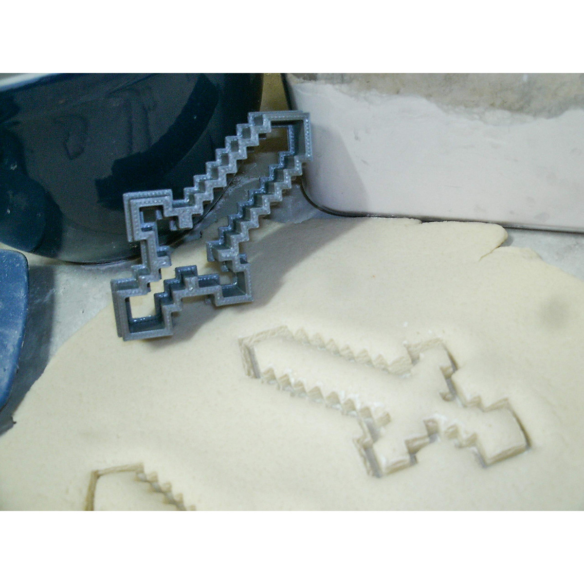 BLOCK ADVENTURE VIDEO GAME SWORD SHAPE OUTLINE COOKIE CUTTER MADE IN USA PR426