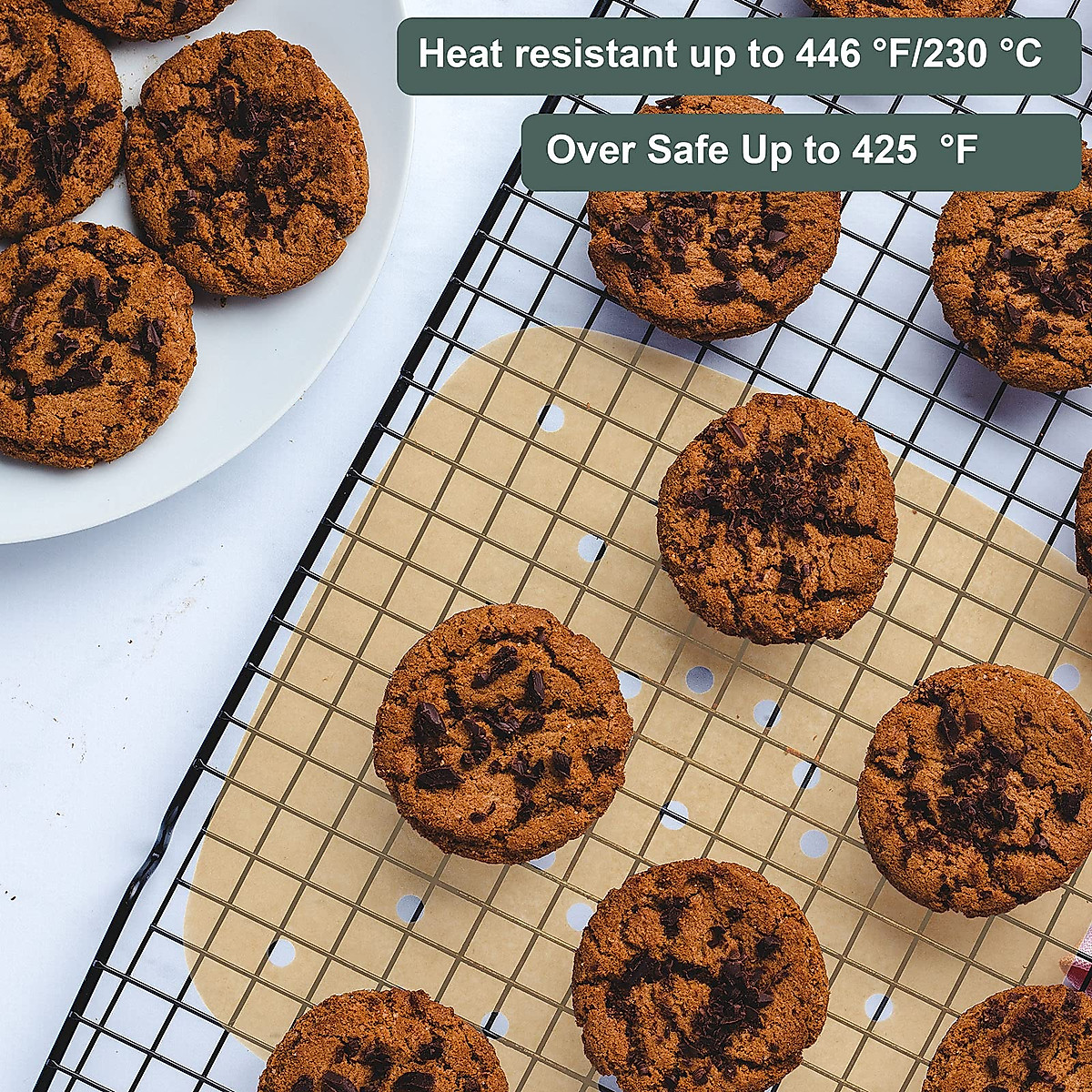 200pcs Air Fryer Parchment Paper, Air Fryer Disposable Paper Liner 8.5inch, Premium Perforated Parchment Papers for Air Fryer, Streamer, Pans, No Burn, Easy Cleanup (Brown)