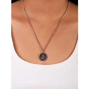 HAQUIL Mushroom With Triple Moon Pendant Necklace, Cute Mushroom Stuff Mushroom Necklace Vintage Mushroom Necklace Jewelry Gifts For Women