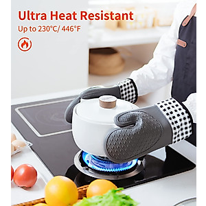 Silicone Oven Mitts and Pot Holders Sets - Ankway Heat Resistant Kitchen Mitts with Waterproof, Flexible Oven Gloves with Quilted Liner for Kitchen Cooking Baking Grilling, Dishwasher Safe, Gift Pack