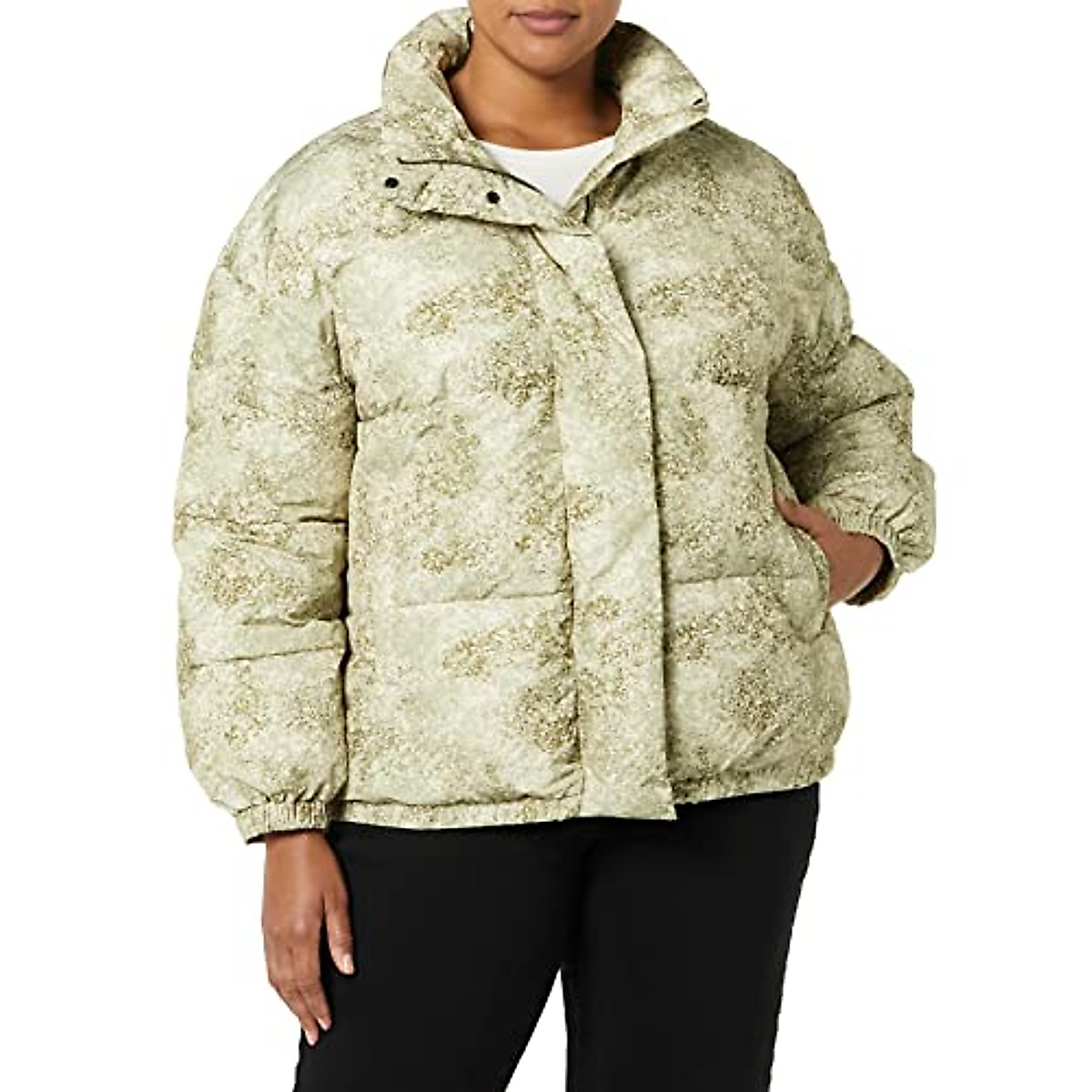Amazon Essentials Women's Relaxed-Fit Mock-Neck Short Puffer Jacket (Available in Plus Size) (Previously Daily Ritual), Olive Speckled Print, Large