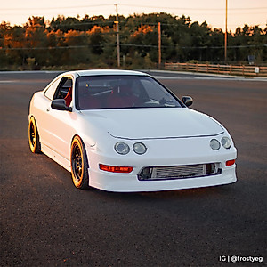 VViViD White High Gloss Realistic Paint-Like Microfinish Vinyl Wrap Roll XPO Air Release Technology (6ft x 5ft (Hood, Roof or Trunk Wrap Kit))