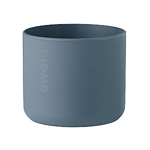 Owala FreeSip Insulated Stainless Steel Water Bottle Bundle with Silicone Boot (32oz)