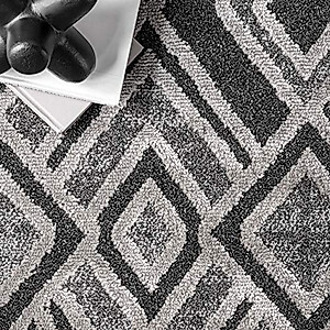 nuLOOM Trina Contemporary Diamonds Area Rug, 5' 3" x 7' 7", Grey