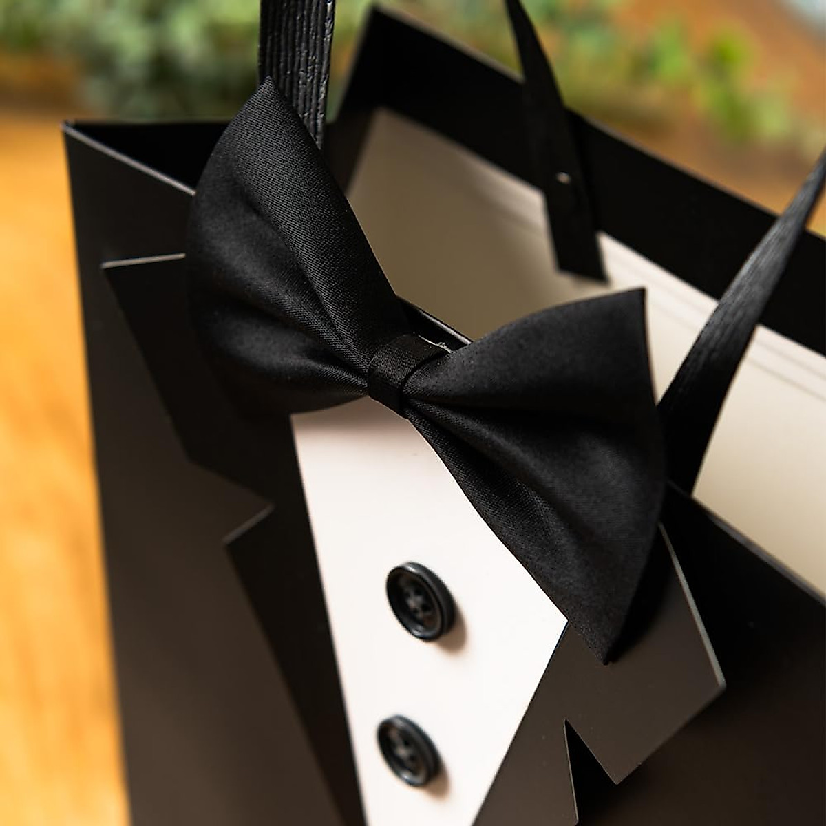 Crisky Classic Black Tuxedo Gift Bags for Groomsman Father's Birthday Anniversary Wedding Favor Bags 10"x8"x4" set of 6