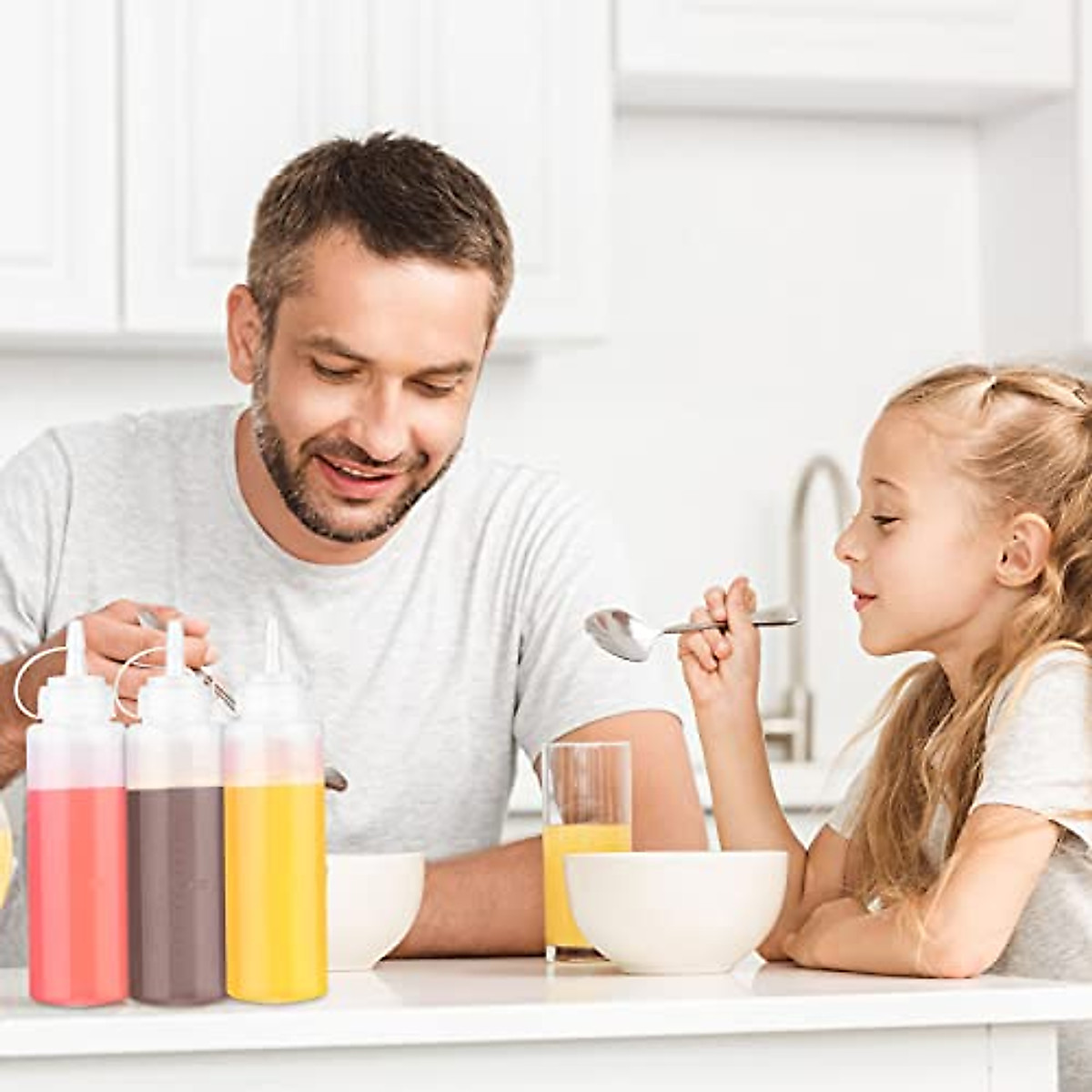 24 Pcs 8 oz Plastic Condiment Squeeze Bottles Squeeze Leak Proof Multipurpose Squirt Bottles with Twist Top Cap for Sauces Ketchup BBQ Syrup Dressings Paint Grilling Crafts Olive Oil Arts, Clear