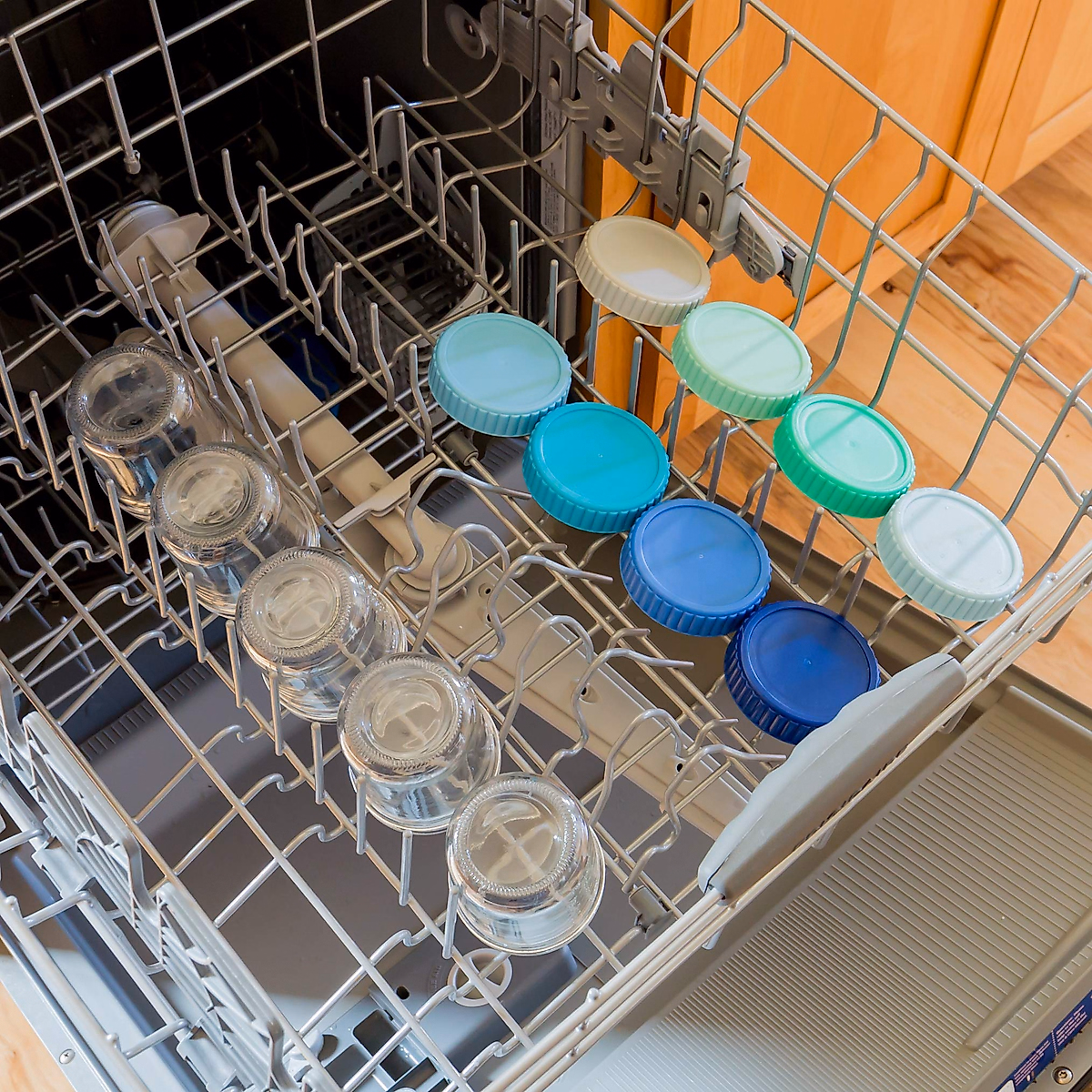 Youngever Glass Baby Food Storage, 4 Ounce Stackable Baby Food Glass Containers with Airtight Lids, Glass Jars with Lids, 8 Coastal Colors (8 Pack)