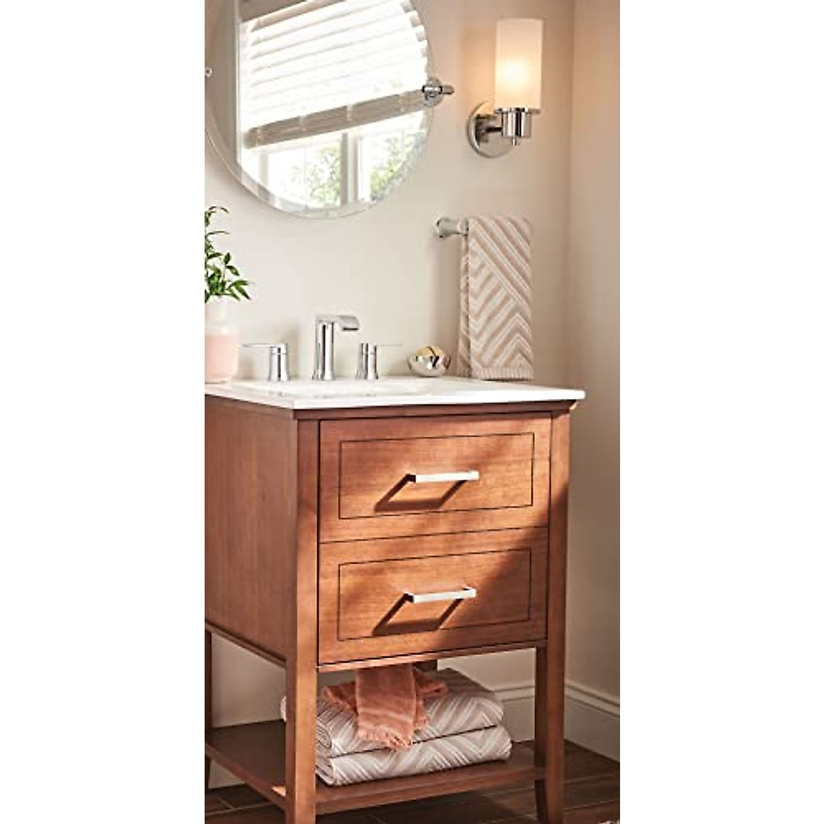 Moen Genta LX Chrome Modern 6.8-Inch Length Hand-Towel Bar for Bathroom or Kitchen, BH3886CH