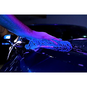 303 Car Wash Mitt - Ultra Absorbent Microfiber - Lint and Scratch Free Design - Hand Fitting, Snug Design with Elastic Cuff - Washable to Reuse, 1 Pack (39011)