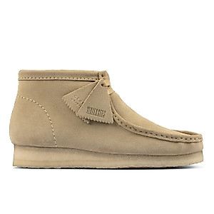 Clarks Men's Wallabee Suede-10M Chukka Boot, Maple Suede, 10