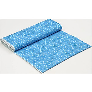 Elizabeth's Studio Landscape Medley blue Christmas fabric with snowflake pattern (per 0.5 yard)