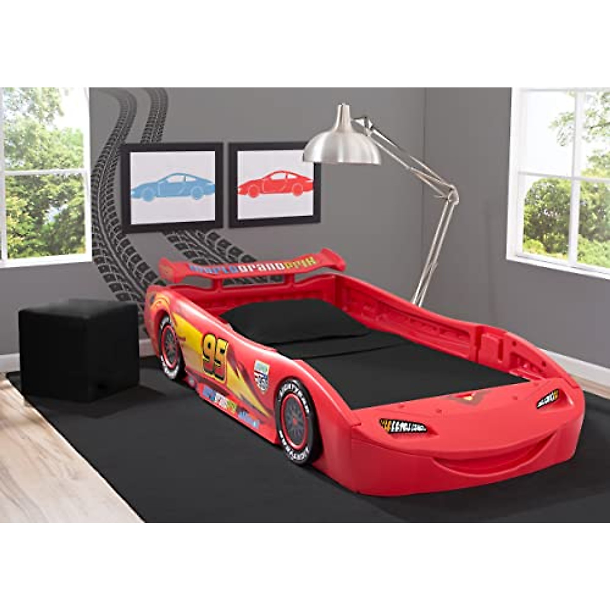 Disney/Pixar Cars Lightning McQueen Toddler-To-Twin Bed with Toy Box by Delta Children