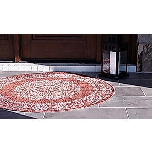 Rugs.com Outdoor Traditional Collection Rug – 4 Ft Round Rust Red Flatweave Rug Perfect for Kitchens, Dining Rooms
