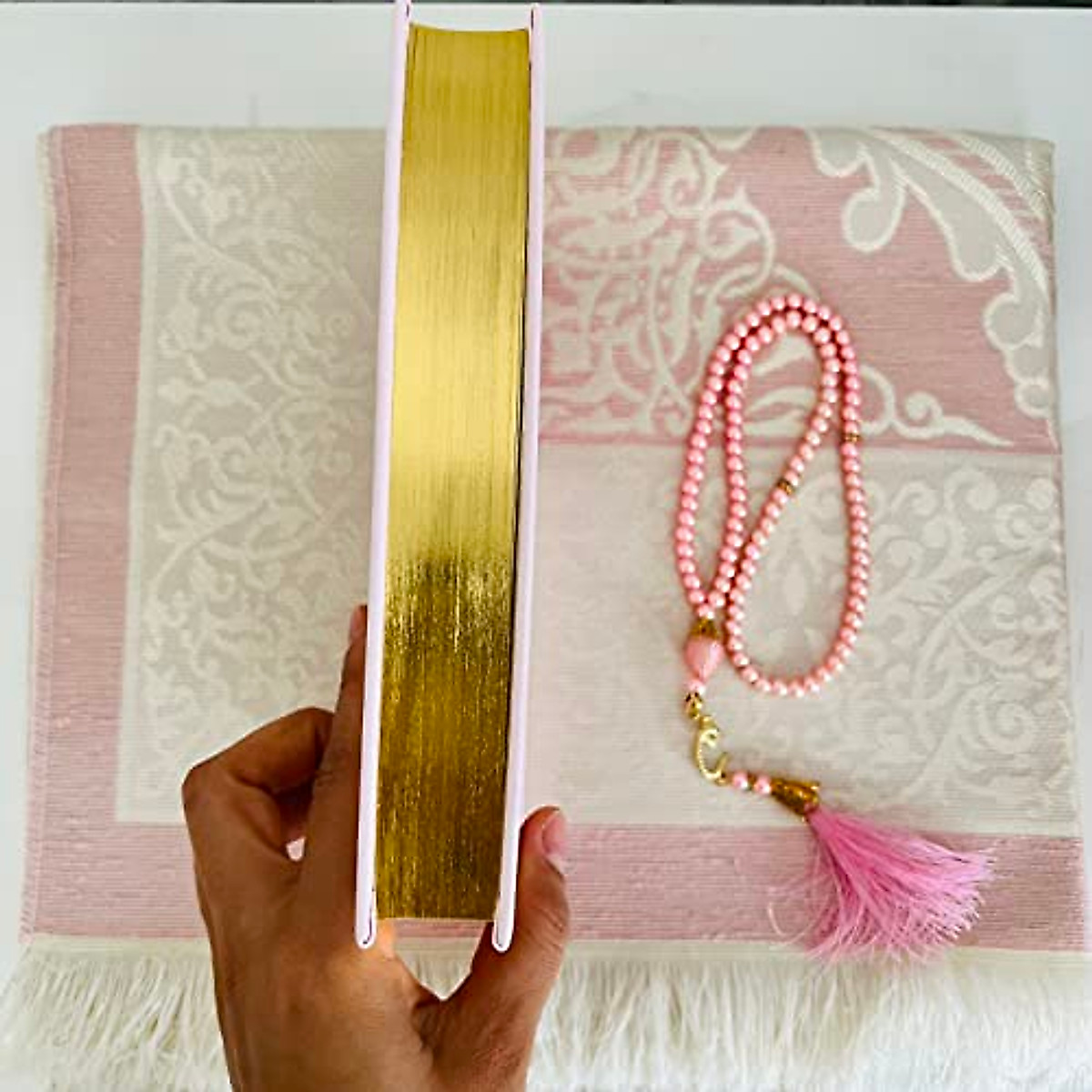 Muslim Prayer Rug,Full Arabic Thermo Leather Covered Quran (8.0 * 5.5 inc / 14 * 20 cm) and Beads I Perfect Islamic Gift I Muslim for Men&Women | Luxury Gifts (Pink)
